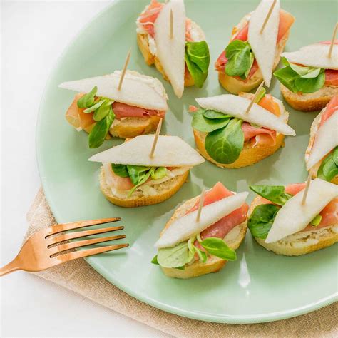 Recept Jednohubky s hruškou a prosciuttom Kaufland