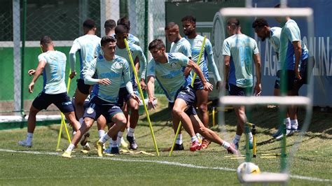 Escalação do Palmeiras diante do Athletico PR veja como Abel deve