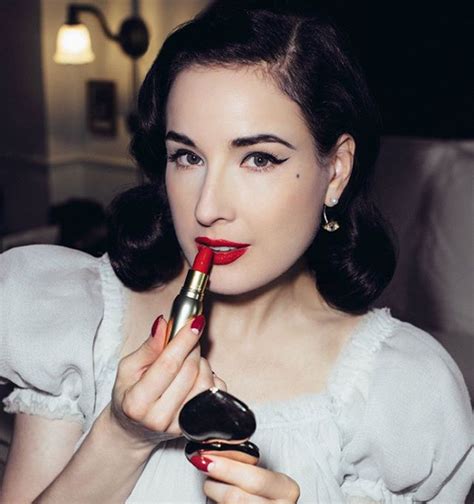 Dita Von Teese Without Makeup Saubhaya Makeup