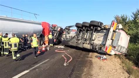Circulation coupée entre Arles et Nîmes sur la RN572 après un accident