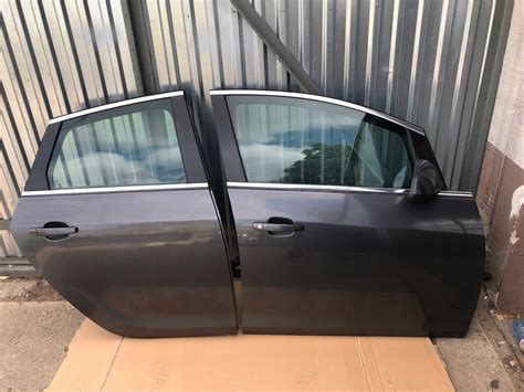 OPEL ASTRA J IV DRZWI PRAWE Kombi TYL TYLNE Z177 7886634492
