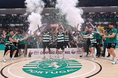 Campeonato Placard Andebol Sporting Cp O Novo Campe O Nacional