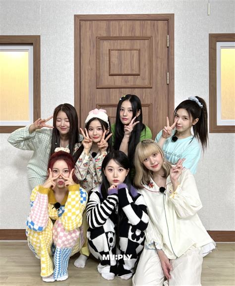 blip 엔믹스 단체사진 2