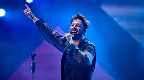 Una mirada profunda a Corazón y Flecha el nuevo disco de Manuel