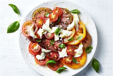 Voici Les Secrets De Cyril Lignac Pour Sublimer Une Salade Tomate