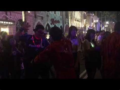 俺氏が全身全霊でゾンビデダンスを楽しんでる動画 YouTube