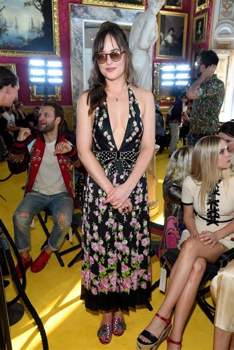 Dakota Johnson Braless 8 Photos Video TheFappening