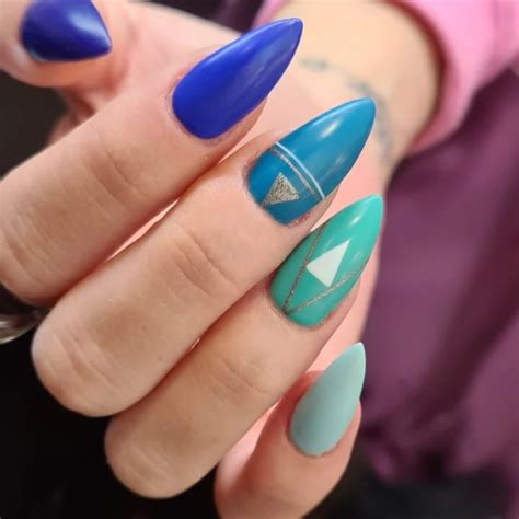 Todo lo que tienes que saber sobre Uñas Acrílicas
