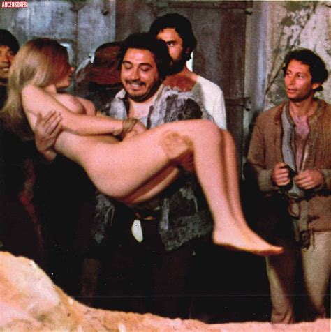 Naked Ely Galleani In Jus Primae Noctis