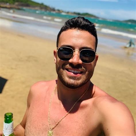 Renato Baraviera Renato Baraviera Threads Say More