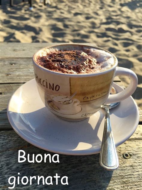 Buongiorno estivo immagini con caffè e paesaggi estivi