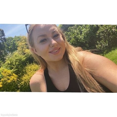 Lucy Whittingham Nude OnlyFans Leaks Fappening FappeningBook