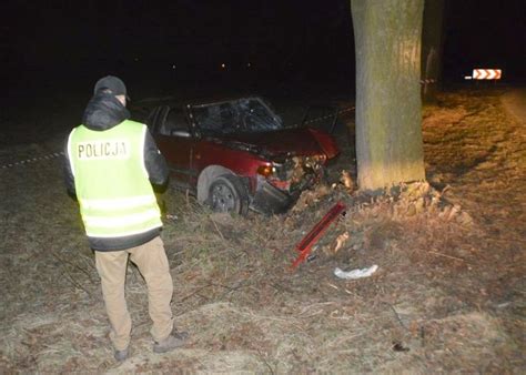 Spowodowa Wypadek I Ukry Si W Krzakach By Pijany Epiotrkow Pl