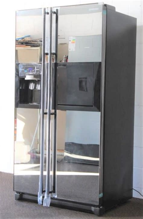 Fridges Freezers RS17 Samsung Mirror Finish Model RS21HFCMR