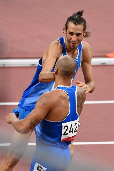 Olimpiadi Jacobs Vola Sui 100 Metri E Tamberi Lo Abbraccia