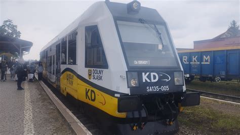 SA135 005 KD Z LEGNICY DO KUDOWY ZDRÓJ ODJAZD Z STACJI ZĄBKOWICE