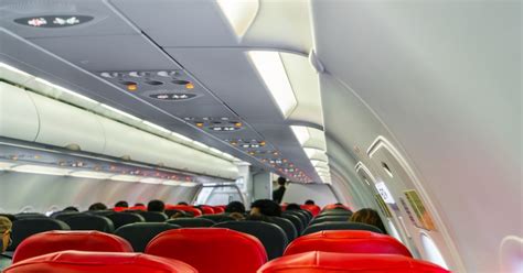Cuáles son los mejores asientos para viajar en avión