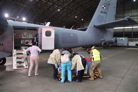 Senan Panamá on Twitter AEstaHora Pilotos y paramédicos a bordo de