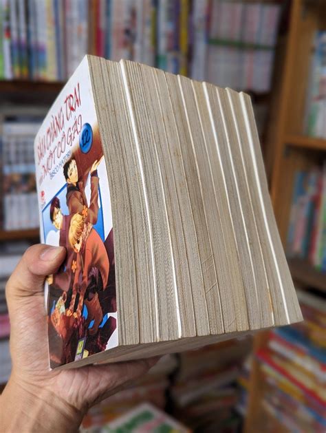 Truyện Sáu chàng trai và một cô gái Momo Bookstore