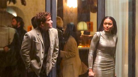 Gossip Girl Le Reboot De La Série Se Dévoile Enfin Sur Les Premières Photos De Tournage