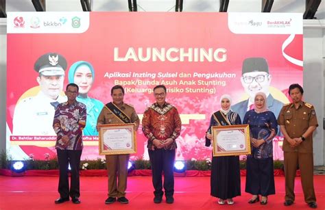 Pj Gubernur Dan Ketua PKK Sulsel Dikukuhkan Jadi Bapak Dan Bunda Asuh