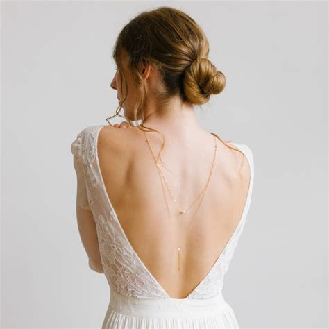 Collier de mariée avec bijou de dos Sofia perles nacrées