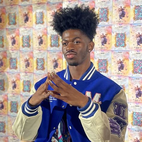 Video Lil Nas X Celebrates Love In Debut Tour ABC News