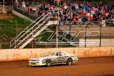 Thunder Valley Raceway Moonshine Racing Photos