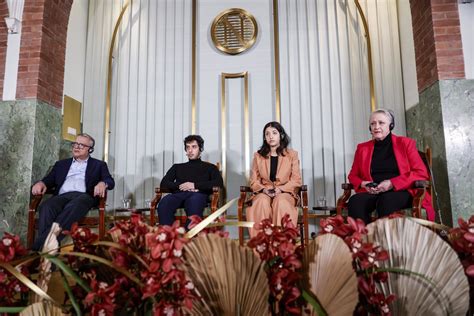 Irán La encarcelada premio Nobel de la Paz Narges Mohamadi comienza
