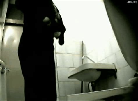 Forumophilia Porn Forum Pissing Voyeur Spy Camera For Peeing Girls