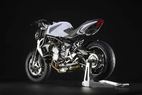 Motorrad Vergleich MV Agusta Dragster 800 Rosso 2022 Vs MV Agusta