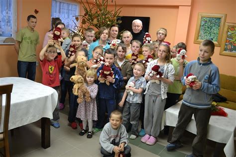 Człuchów Buty i nie tylko dla dzieci z domu dziecka od Szwedów