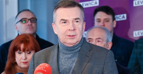 Nauczyciele akademiccy dostaną podwyżki Ponad 9 tys zł dla profesora
