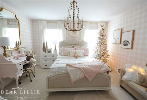 Christmas In Lillie S Room Dear Lillie Studio