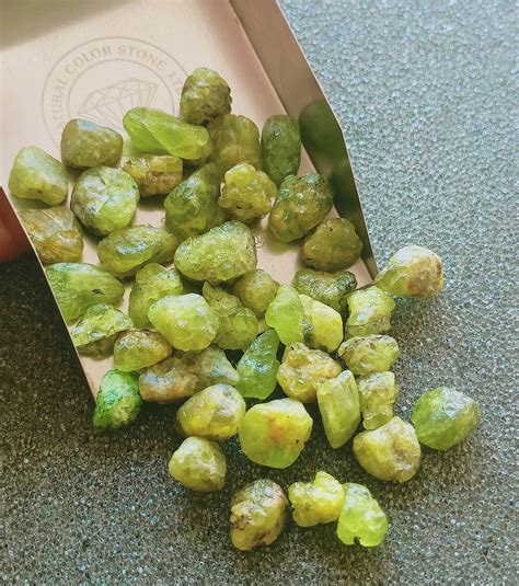 10 Piezas Raw Peridot Gemstone Cristal de Peridoto Piedra Etsy España
