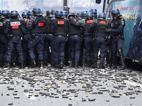 PHOTOS Loi Travail Violents Affrontements Lors De La Manifestation