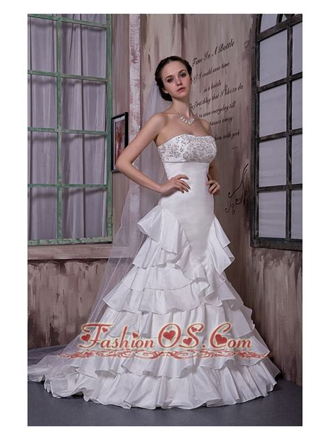 Modest A Line Strapless Wedding Dress Taffeta Appliques Ruffled Layers