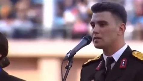T Rk Askeri Yetene Iyle G Z Kama T R Yor Gen Te Menin Sesi Milyonlar