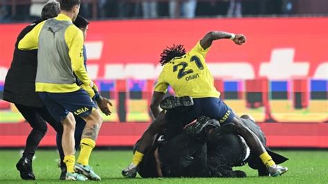 Osayi Samuel ilk kez konuştu Takımımı korumak zorundaydım Ekonomim