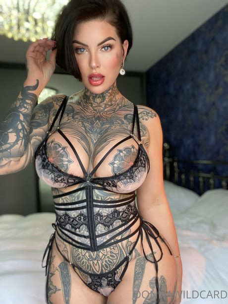 Donna Wildcard Nude Album Voyeurflash