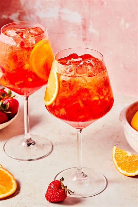 Strawberry Aperol Spritz Kalejunkie