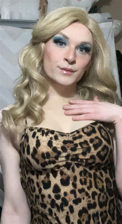Blonde Hair And Blue Eyeshadow Is Forever My Go To Rcrossdressexpression