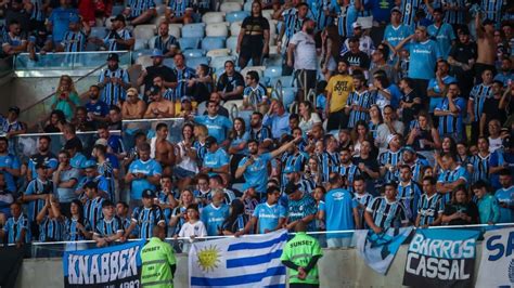 Vídeo da Geral do Grêmio no Maracanã emociona a torcida confira