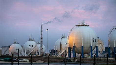 Total la fin de la grève sur la plateforme de Grandpuits en Seine et