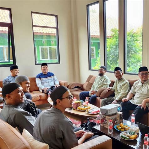 Kunjungan Dari Mahad Tahfizh Quran Tarbiyah Sunnah Bandung Pesantren