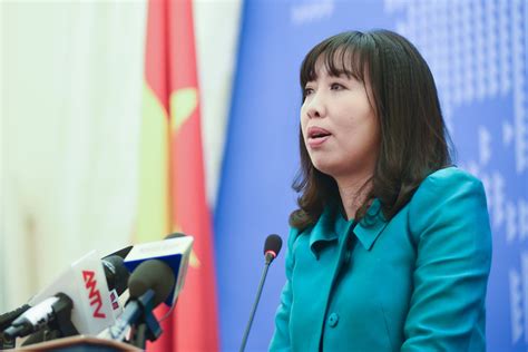Bộ Ngoại giao có nữ phát ngôn viên mới