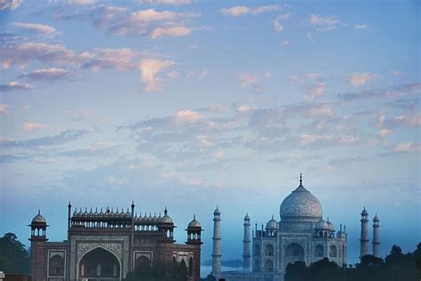 Early Morning View Of The Taj Mahal Agra Uttar Pradesh
