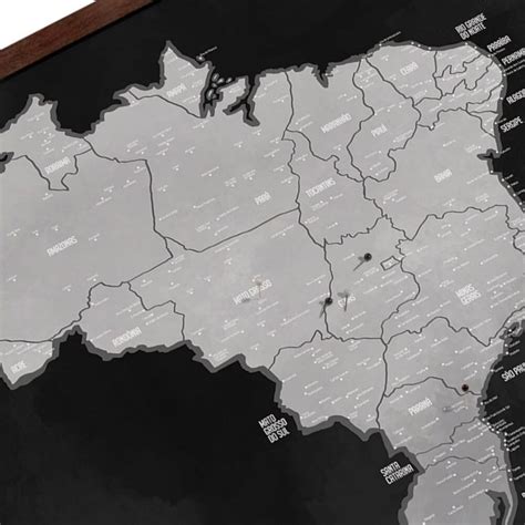 Quadro Mapa Brasil Minhas Viagens 60x60cm Branco E Preto Moldura Marrom