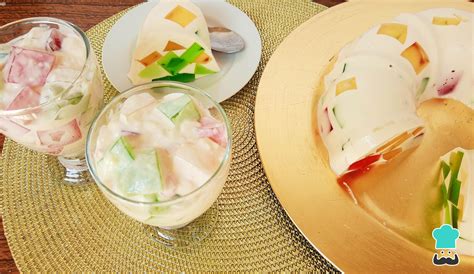 Gelatina de mosaico con crema Receta fácil