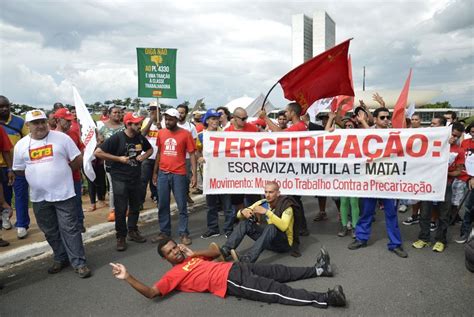 AMAZONAS ATUAL Centrais Sindicais Realizam Atos Contra A Lei Da
